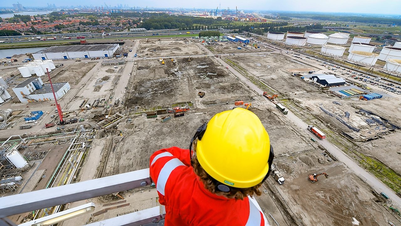 Shell bouwt een van Europa's grootste biobrandstoffenfabrieken in ...