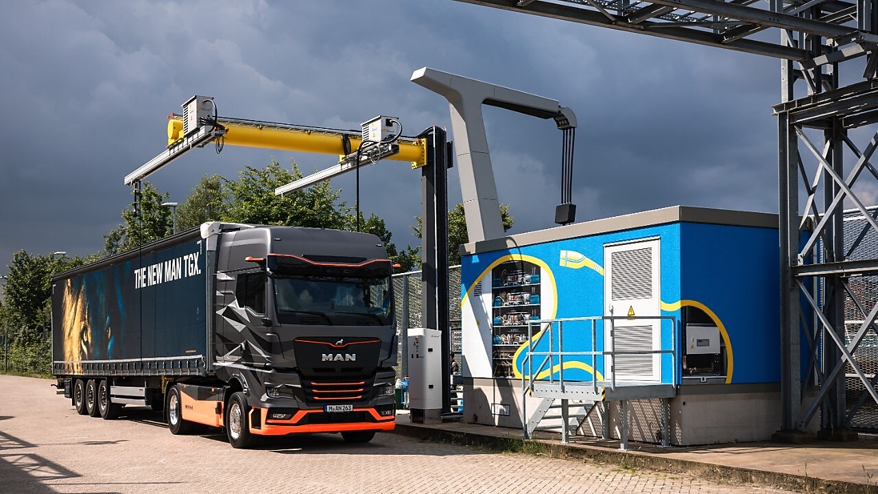 Shell opent megawatt-lader voor vrachtwagens en schepen in Amsterdam ...